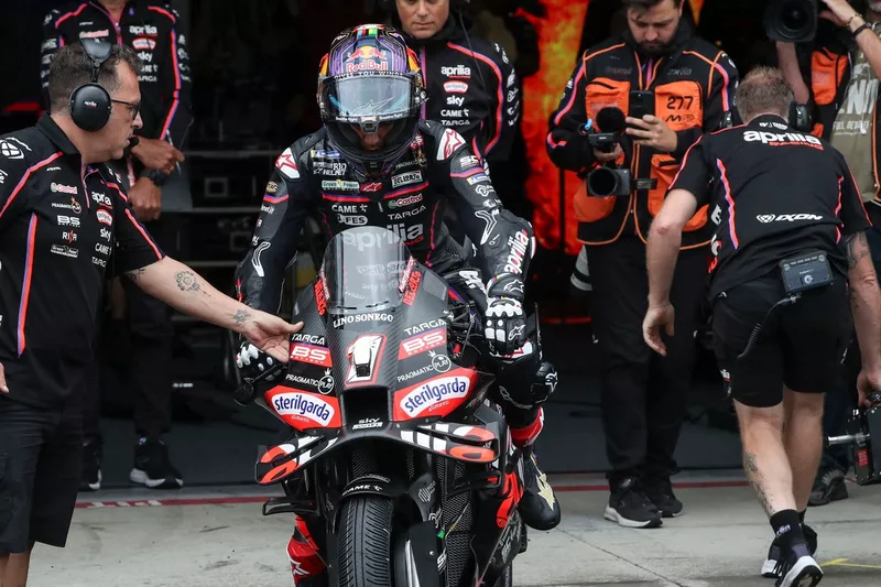 Jorge Martín brilla en su reaparición con Aprilia en MotoGP
