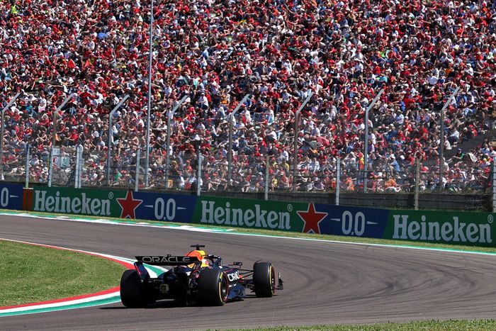 “Win it or bin it”: How Max Verstappen won Red Bull’s 400th race in F1