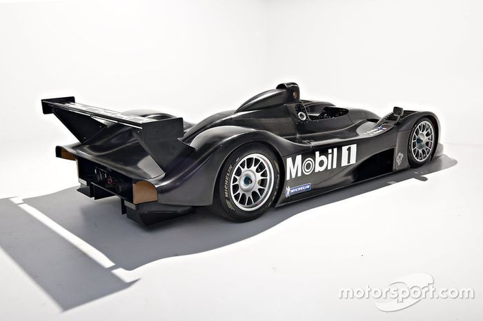 GALERÍA: el Porsche LMP2000 sale a la luz 20 años después