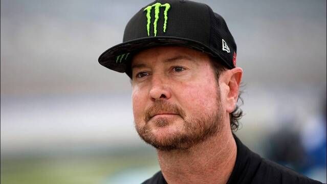Kurt Busch Profile - Bio, News, High-Res Photos & High Quality Videos