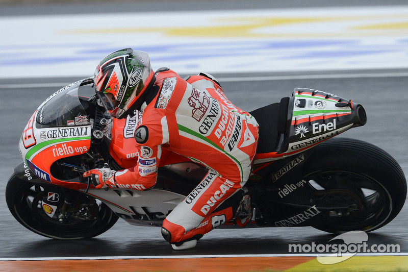 Ducati Team completes weather-affected test at Valencia