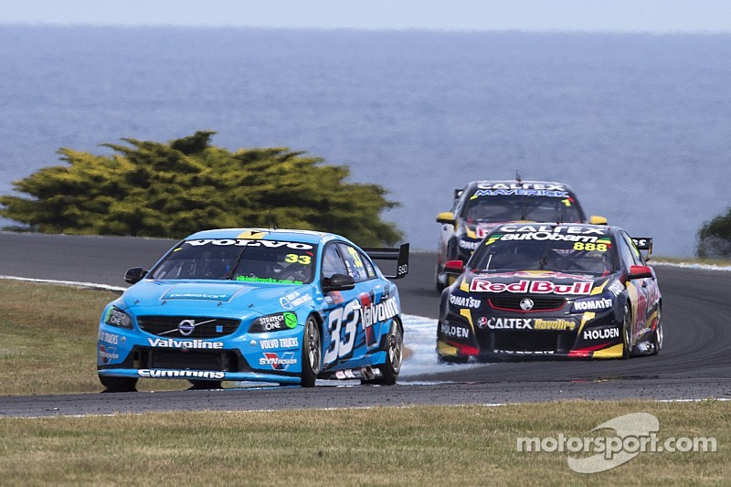 McLaughlin wins race 33 in dominating fashion after starting from pole