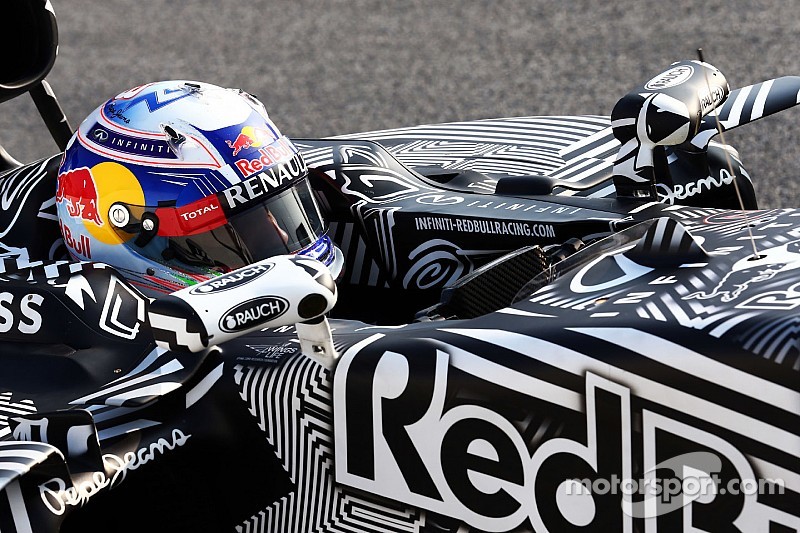 Barcelona Day 2 testing notebook: Ricciardo shows Red Bull pace
