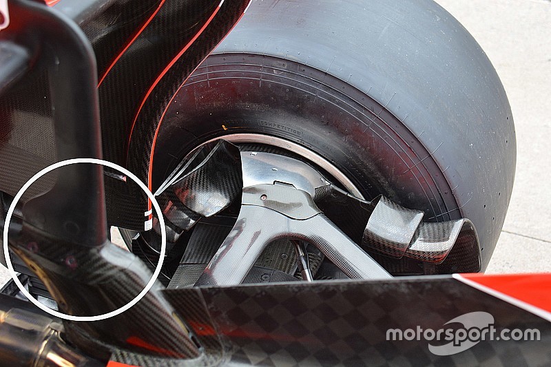 Ferrari: ecco il mono pilone che fa flettere l'ala posteriore