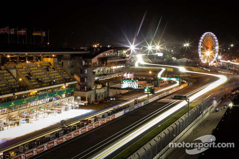 Tracks - Le Mans Night Version | OverTake.gg